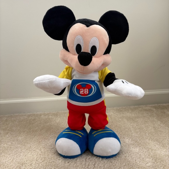 Disney | Toys | Disney Junior Mickey Mouse Funhouse Stretch Break Plush ...